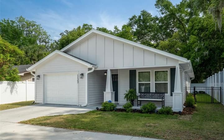 The Greater Gator (Gr8r G8r) Walk To Uf & Stadium - Gainesville, FL