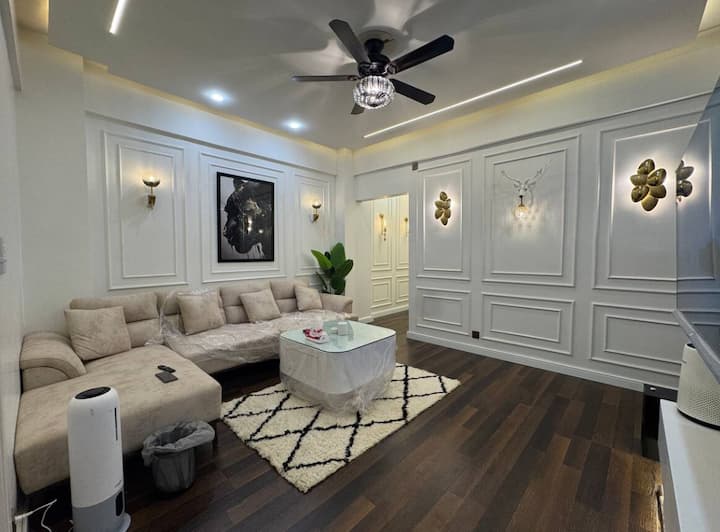 Flat In Karachi - Karachi