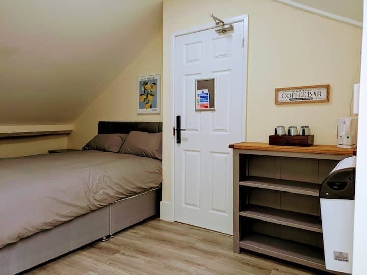 Stylish Loft Flat In City Centre - Nottingham
