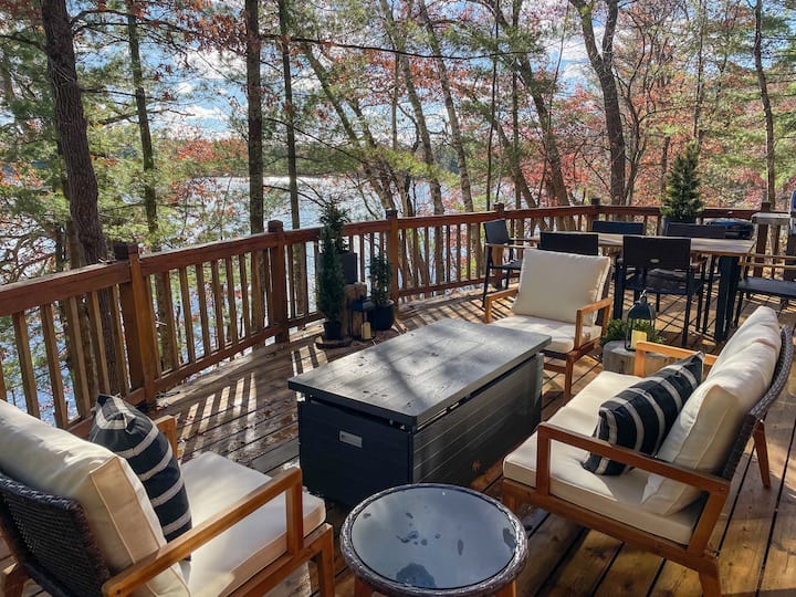 The Fox Lake Lookout - A Cozy Lakefront Retreat - Crosslake, MN