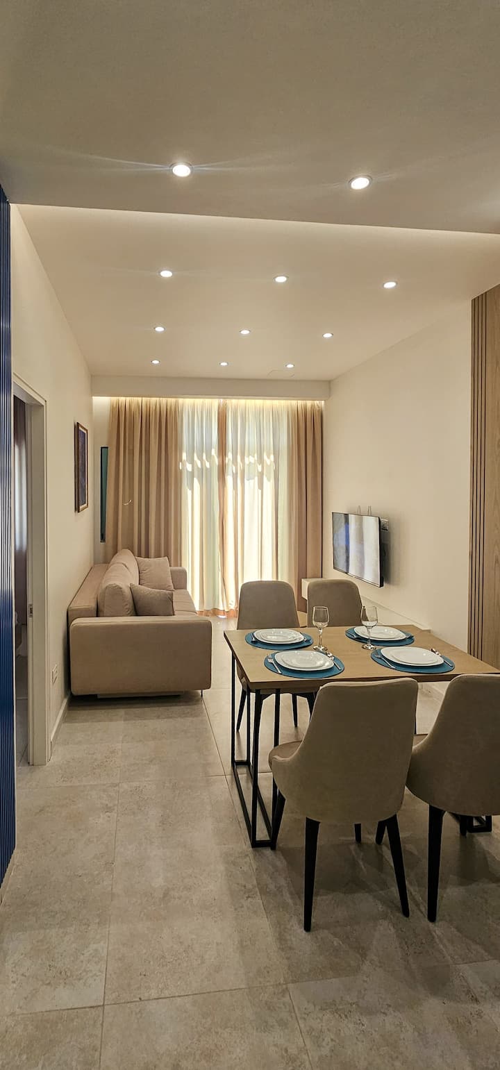 Azure Garden Santorini - Drymades Village - Dhërmi