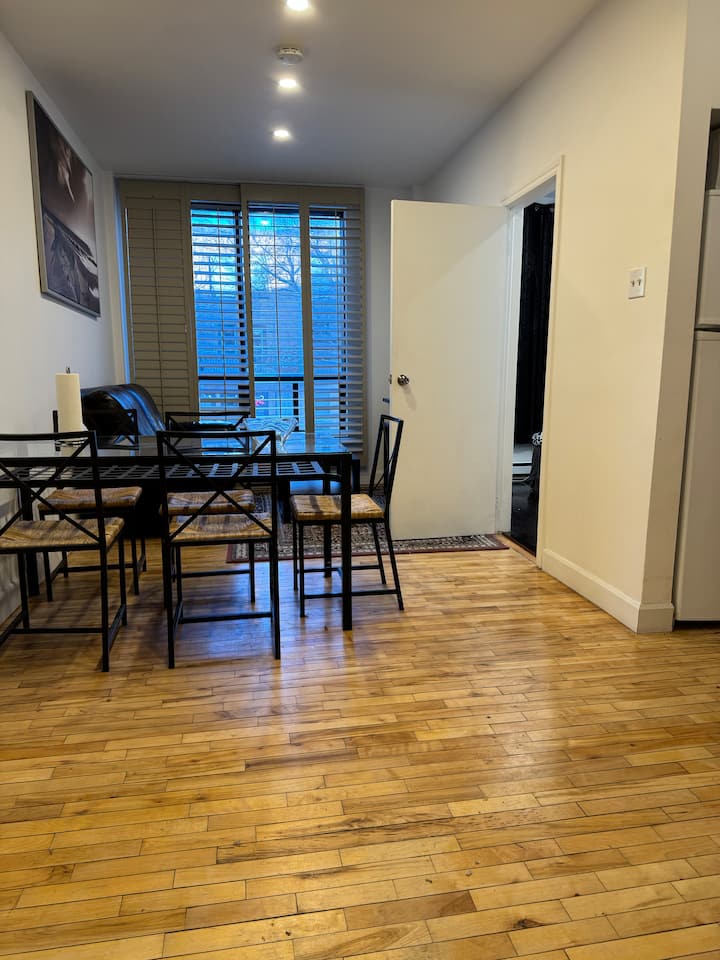 Entire Cozy 1 Bedroom Apartment. - Montreal
