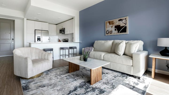 Landing | Chic 1bd, Pool, Gym - Fort Myers, FL