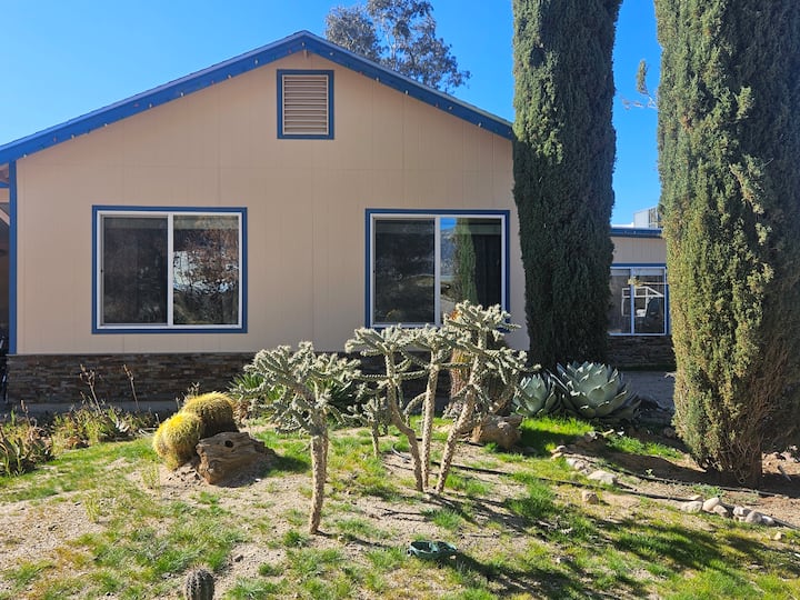 Catalina 2br Home | Gem Show & Extended Stay - Mount Lemmon, AZ