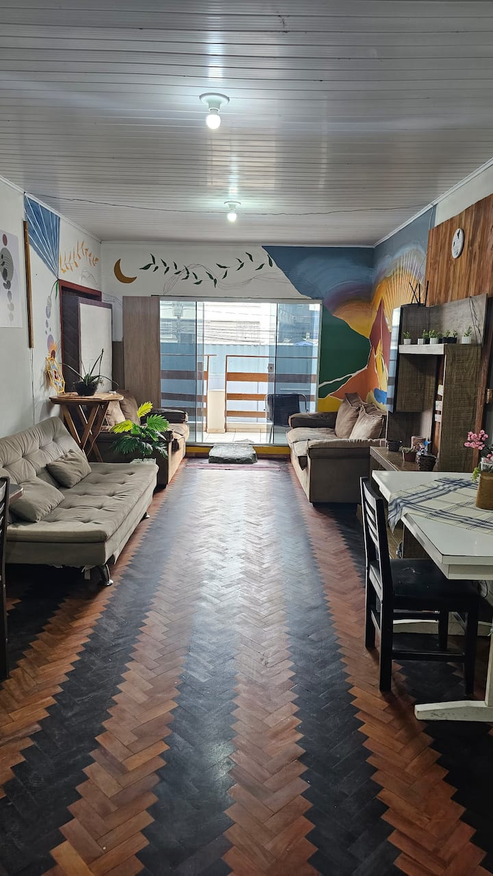 Casa Ampla A Uma Quadra Da Praia - Balneário Camboriú