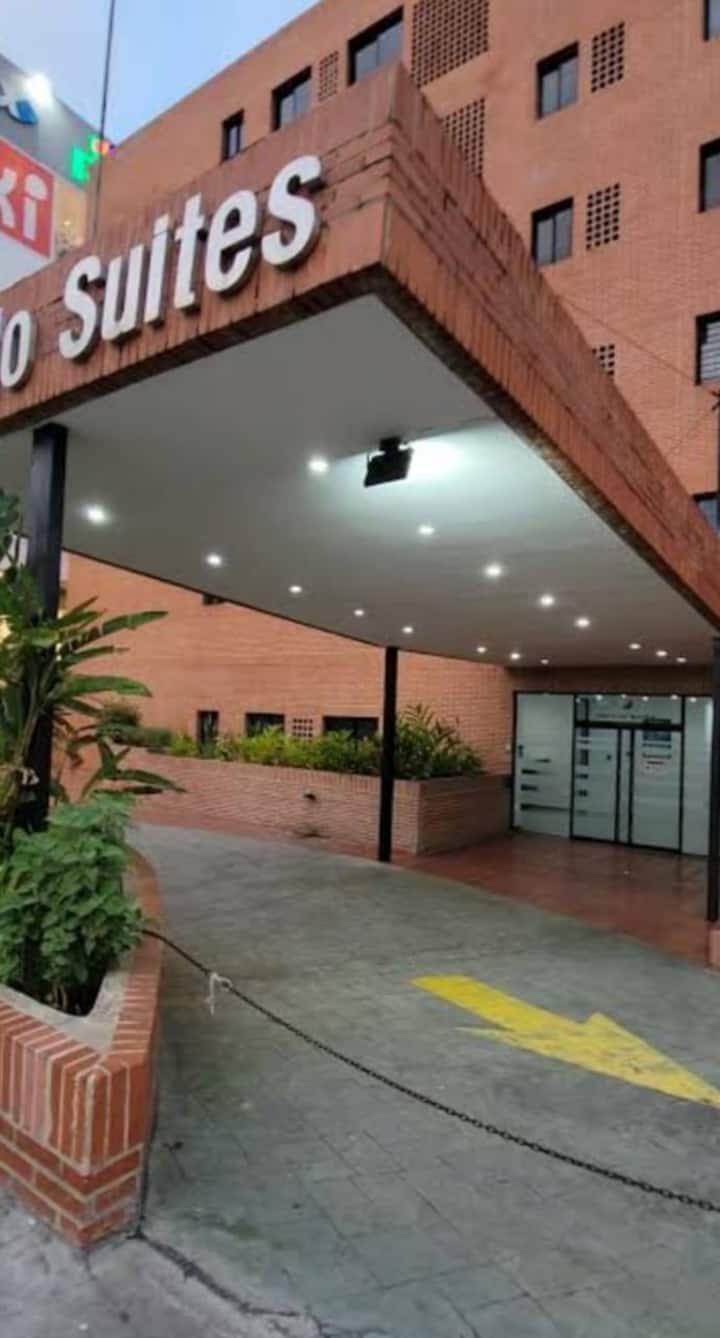 Apartamento Excelente Ubicación, Hatillo Suites - Caracas
