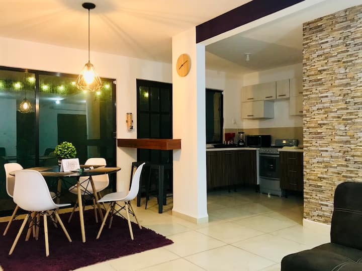 Acogedora Casa En Privada 3rec Zona Industrial - San Luis Potosí