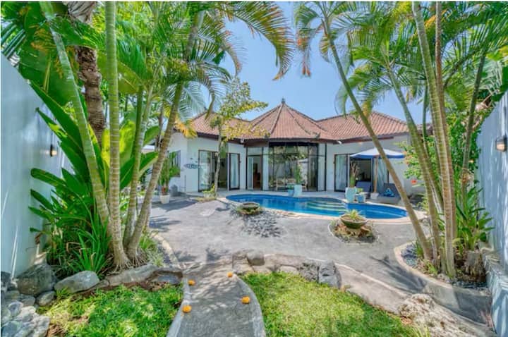 Balinese 2brvilla, Peaceful Stay - Denpasar