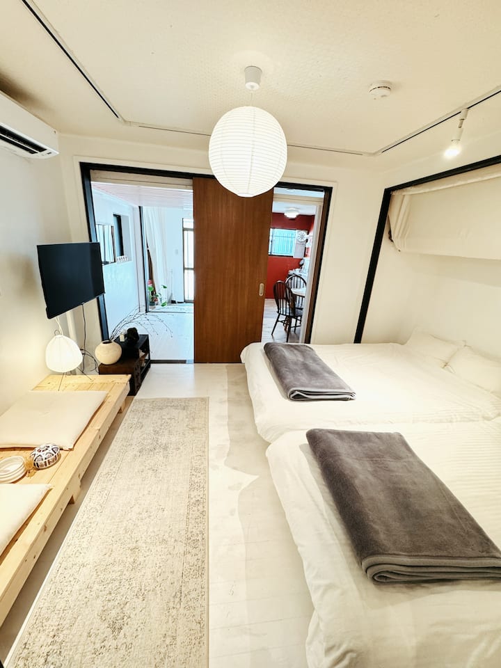 鶴橋駅徒歩3分|静かな和モダン古民家|飲食店多数|観光地へのアクセス抜群！難波/梅田/奈良/神戸直通 - 守口市