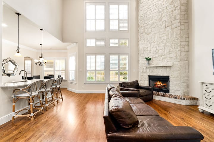 Lower Greenville Luxury - Dallas, TX