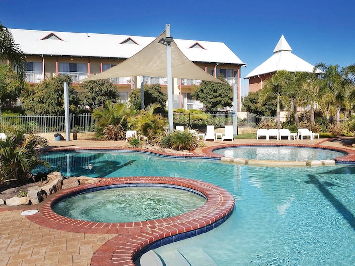 Holiday Home - Bunbury