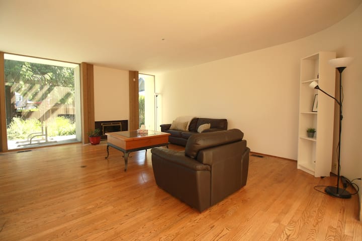 Entire Large Dunbar Home Near Ubc + Parking - Vancouver