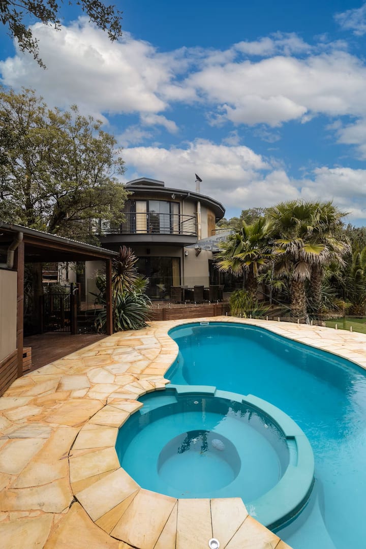 Manuka Retreat - Sandy Point