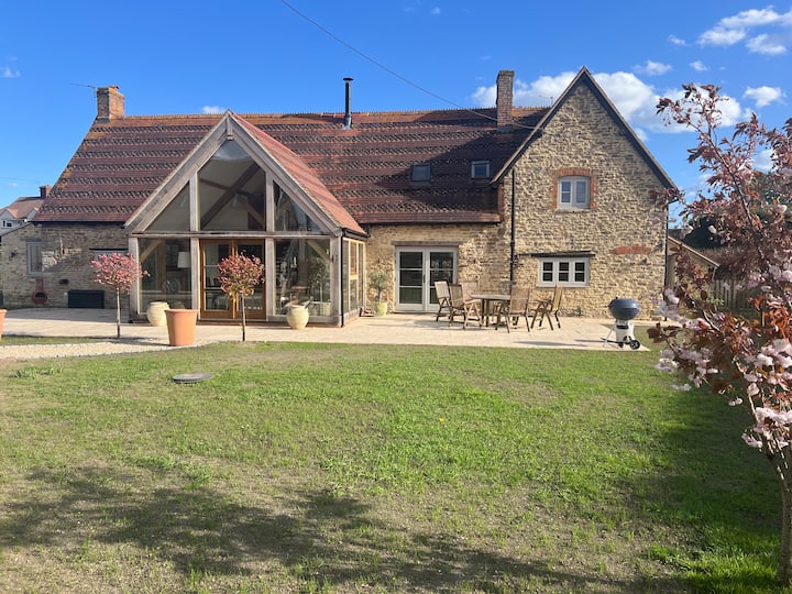 Charming Farm Cottage - Wantage