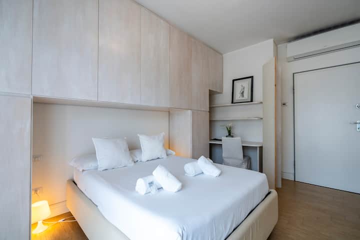 200 Metri Dai Giardini Di Boboli - Florence