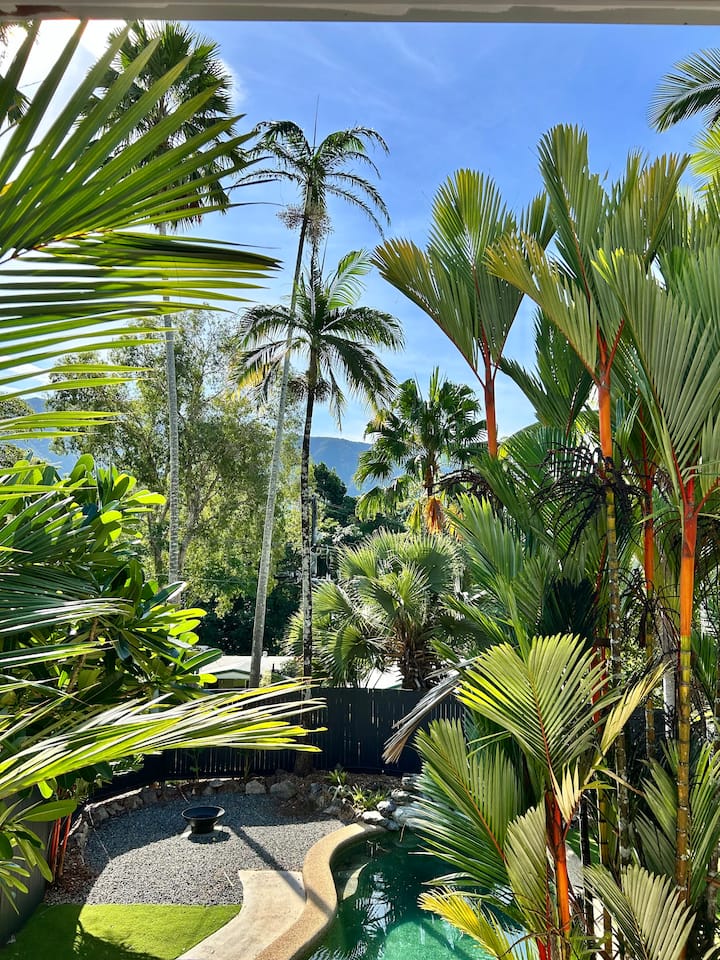 Red Palms Lodge - Private Tropical Oasis - Cairns