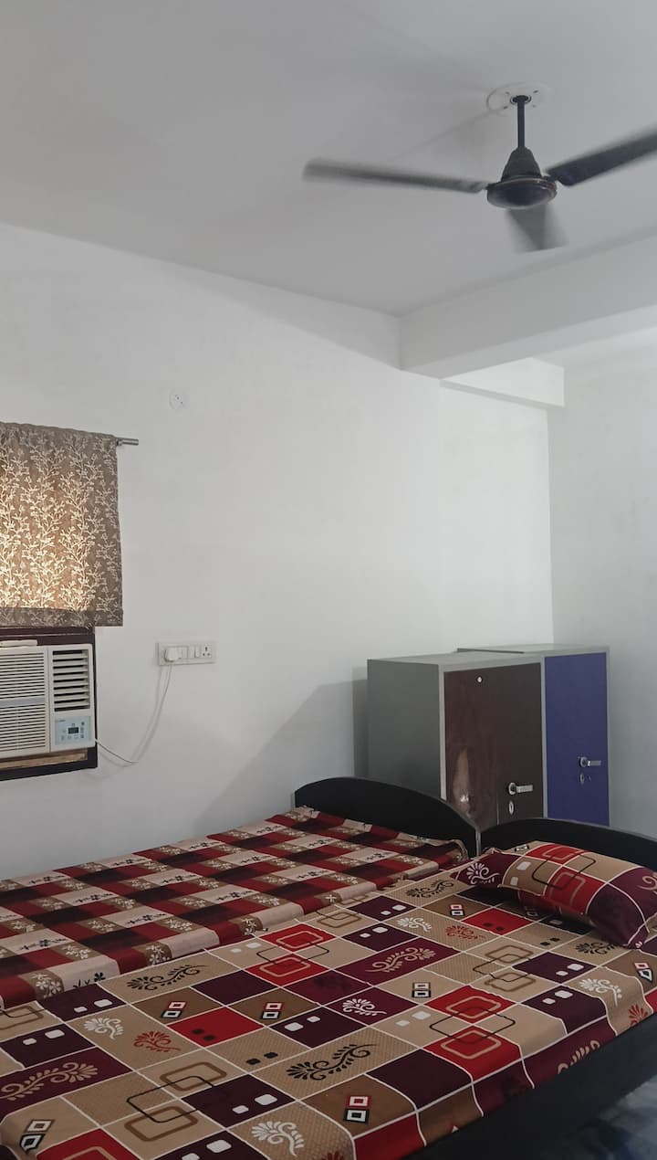 Well Furnished Room With Clean Washroom.24/7 Power - Jamshedpur