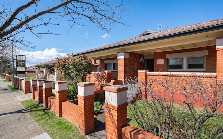3 Bedroom Bungalow On Stewart - Bathurst