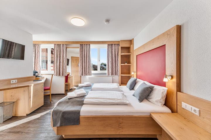 Standard Doppelzimmer In Tiefenbronn - Pforzheim