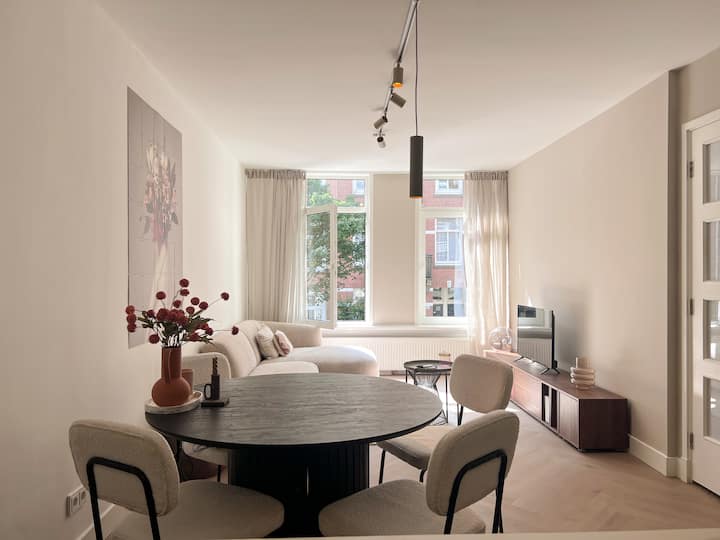 Bright De Pijp Apartment Near Metro & Park - Amsterdam
