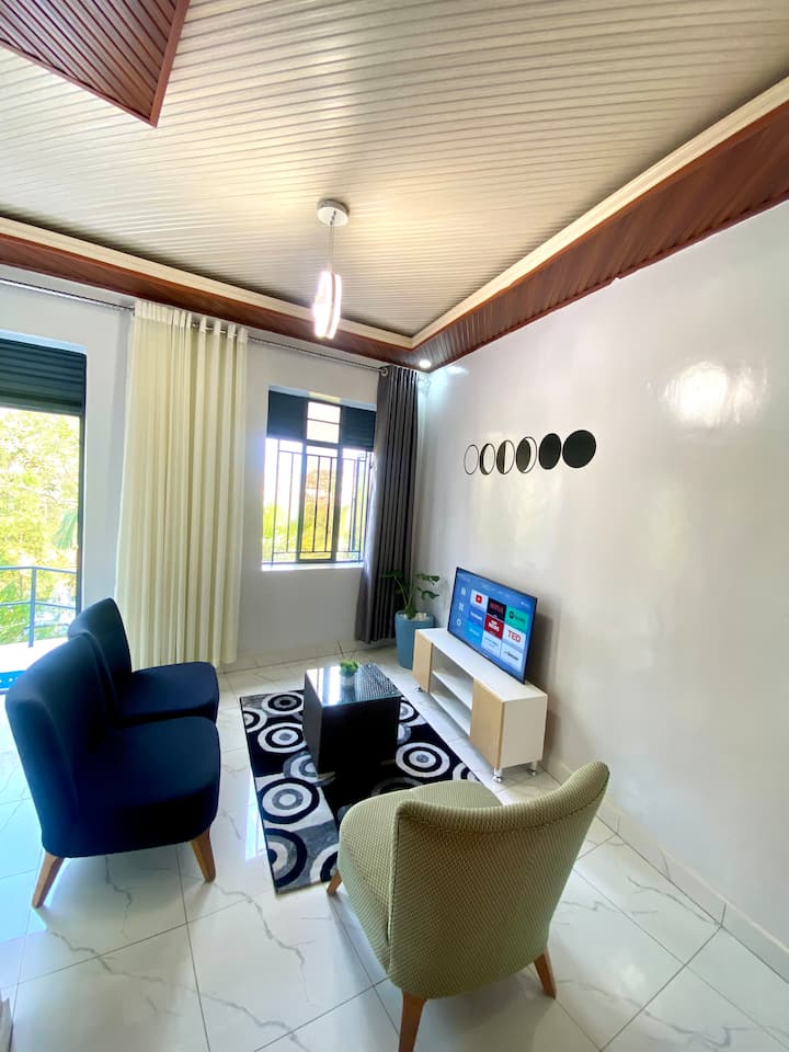 Cozy Central 0ne-bedroom, Fast Wifi, Free Parking - Kigali