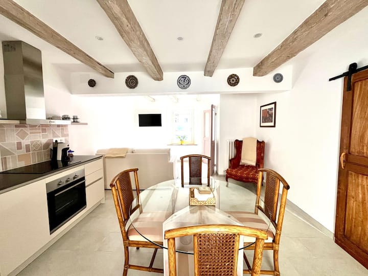 Coastal Cottage With Balcony - Pesaro