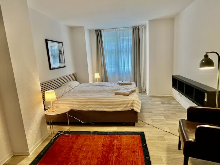 Ruhig Im Grünen, Schnell Im Zentrum, 3-zimmer-fewo - Berlin