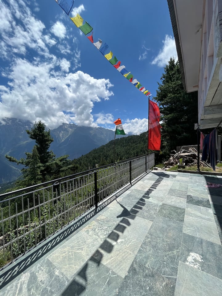 Cozy Cabin Between Apple Orchard - Kalpa