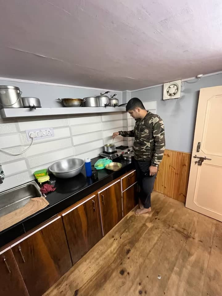 Cozy Cabin Between Apple Orchard - Kalpa