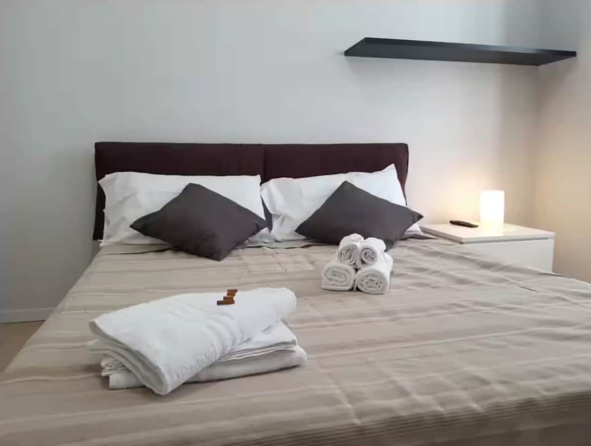 Chambre double dans le centre-ville - Navigli - Appartements à louer à ...