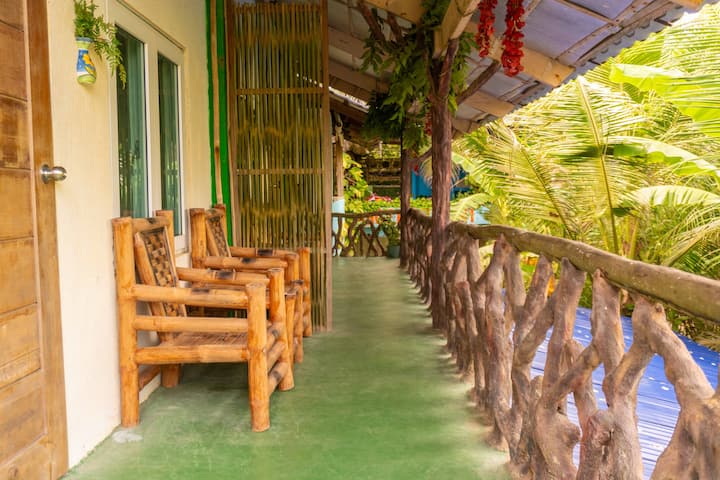 Buenavista Beachroom W/ Balcony - Gubat