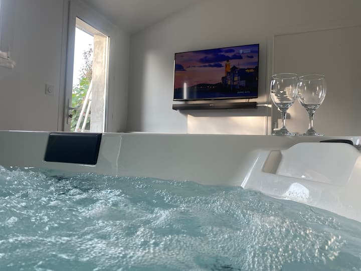 Spa Privatif & Jardin – 10 Min Du Mont St-michel - Beauvoir