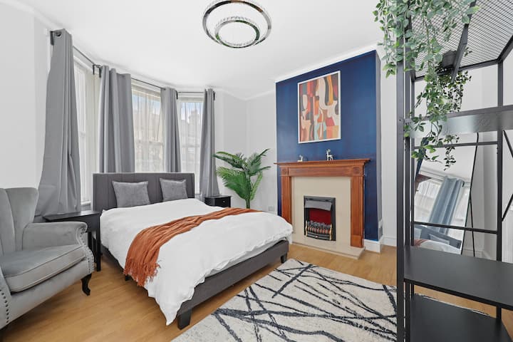 Enquires 5 Bedroom Londoncroydon Station - London