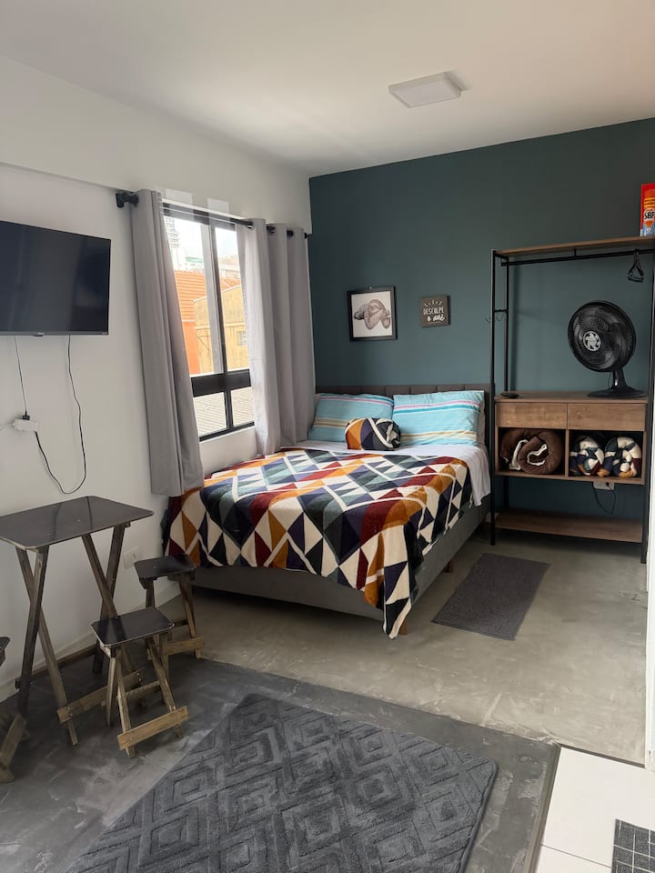 Studio Charmoso No Coração De Curitiba! - Curitiba