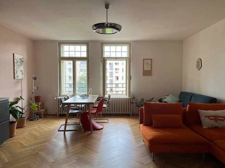 Cozy Letná Flat - Prague