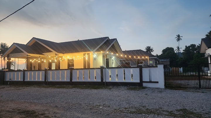 Cikgu Adda Homestay - Kampung Raja