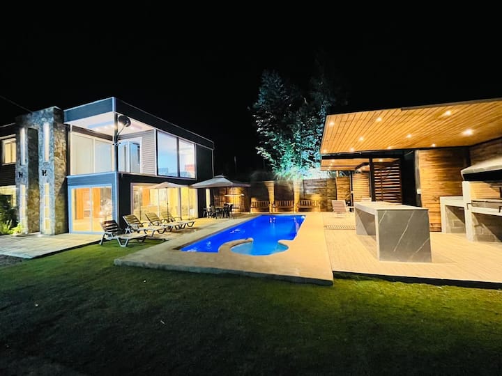 Casa Con Piscina, Jacuzzi Y Quincho | Laguna Verde - Valparaíso