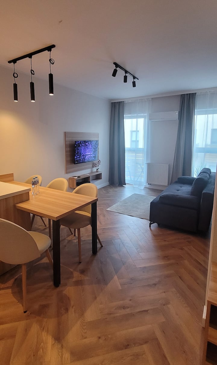 Nice Apartments 4 Toruń Z Oddzielną Sypialnią - Toruń