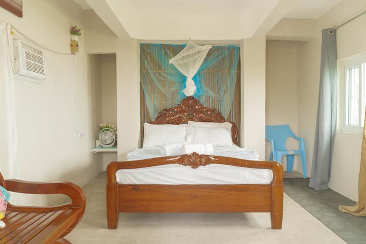 Angel Surf Guesthouse - Beachside Tower Room - Gubat