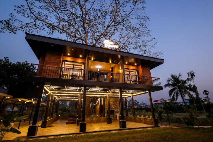 Siliguri’s Luxury Treehouse | Jacuzzi • Pool - Siliguri