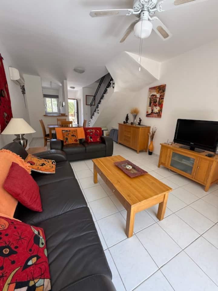 2-bdrm Garden Townhouse In Polis - Argaka