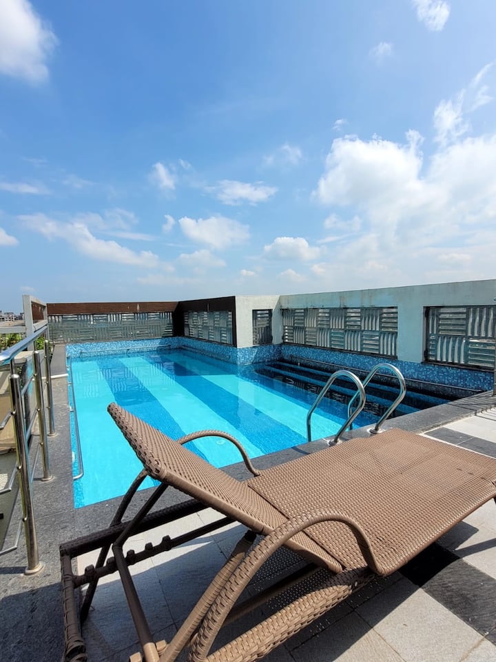 Nest Riverfront Ac 2bhk Suite@ Baner. - Pune