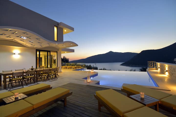 Kalkan/kalamar Denize Yakın Ultra Lüks Villa - Kalkan