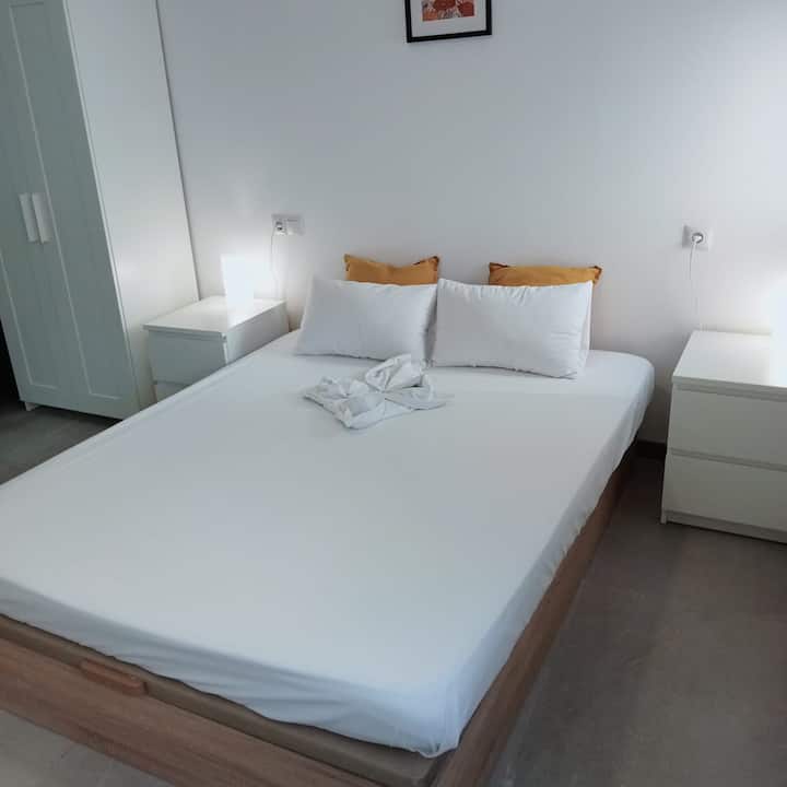 ÍNtimo Estudio En Alicante - Alicante