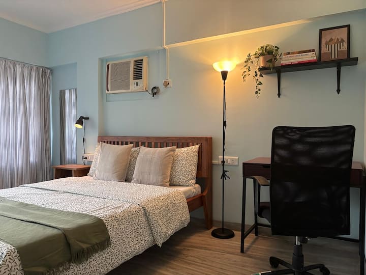 Peaceful Spacious Studio On Hill Rd - Mumbai