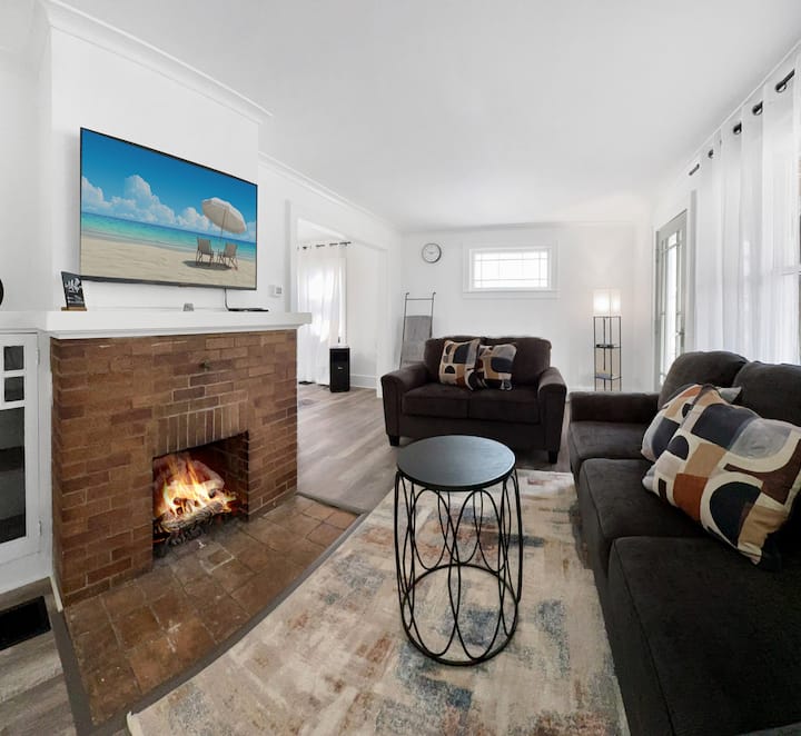 Lux3br|king Bed|parking|near Uofr & Airport|1.5 Ba - ロチェスター, NY