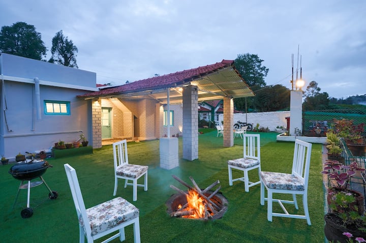 Casa Del Sol (4.5 Bhk) - Ekostay - 우다가만달람