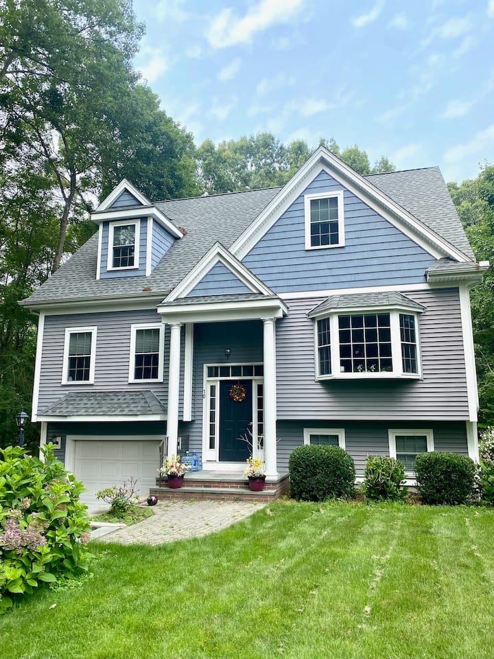Spacious 3br/4bath, 15 Min From Boston - Burlington, MA