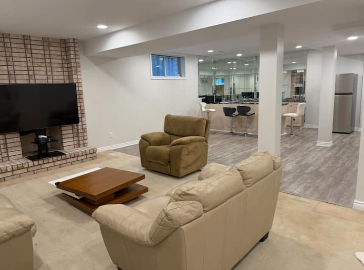 Modern 1br Basement Apartment - Toronto