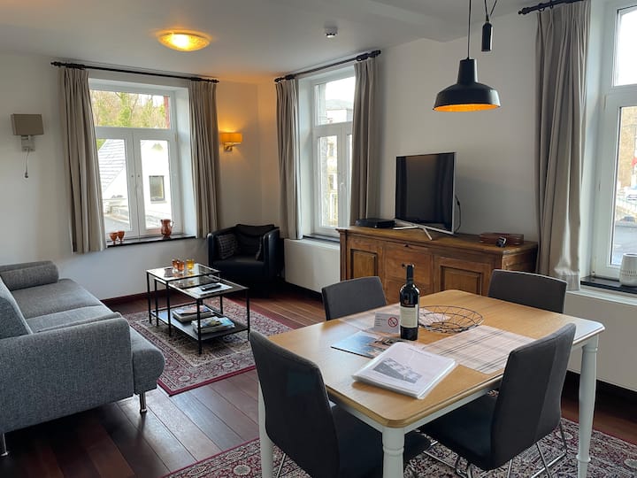 Luxe Suite Met 1 Slaapkamer - Stoumont